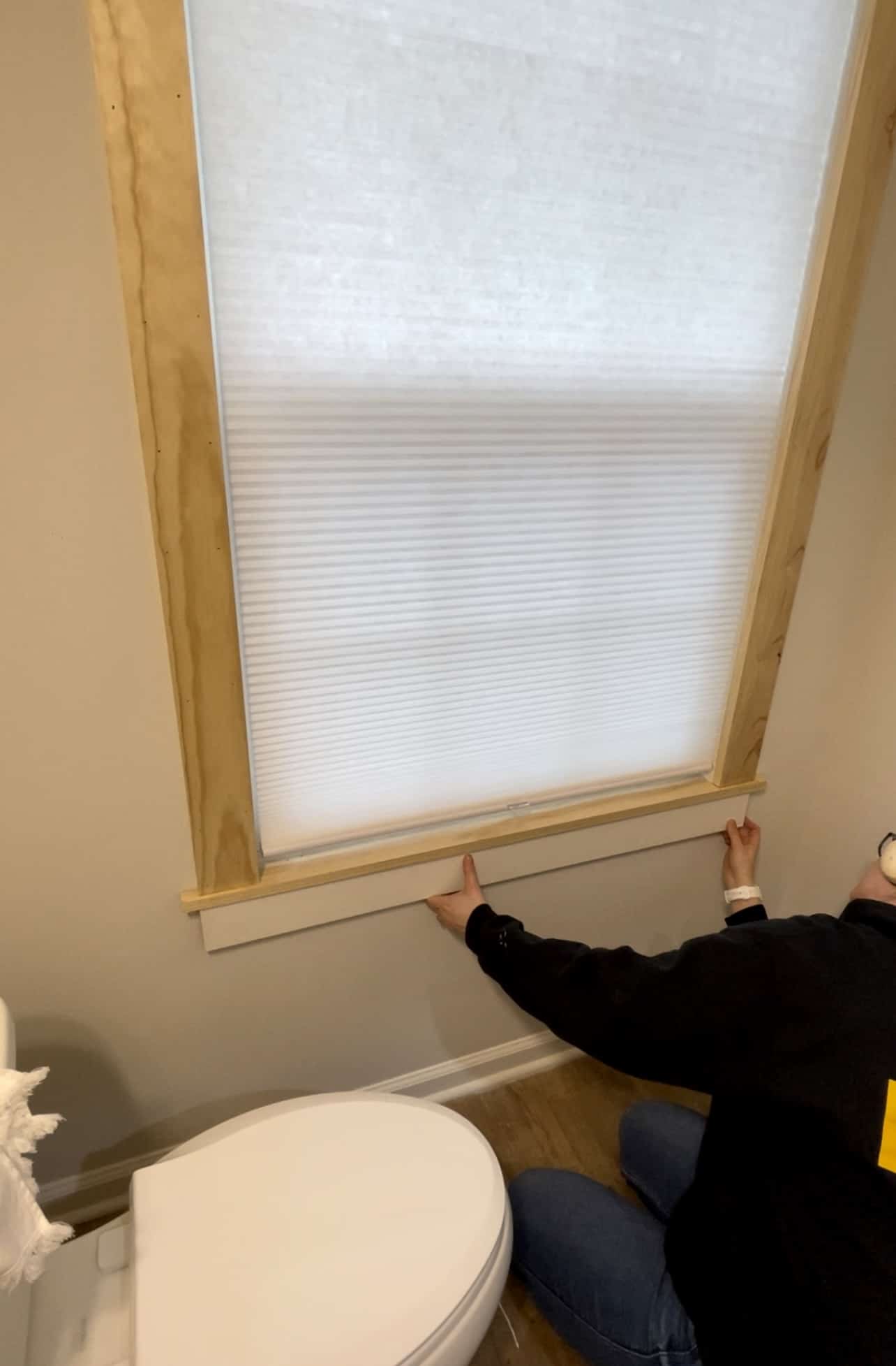 How To Install Easy DIY Farmhouse Style Window Trim - Simply DIY Home