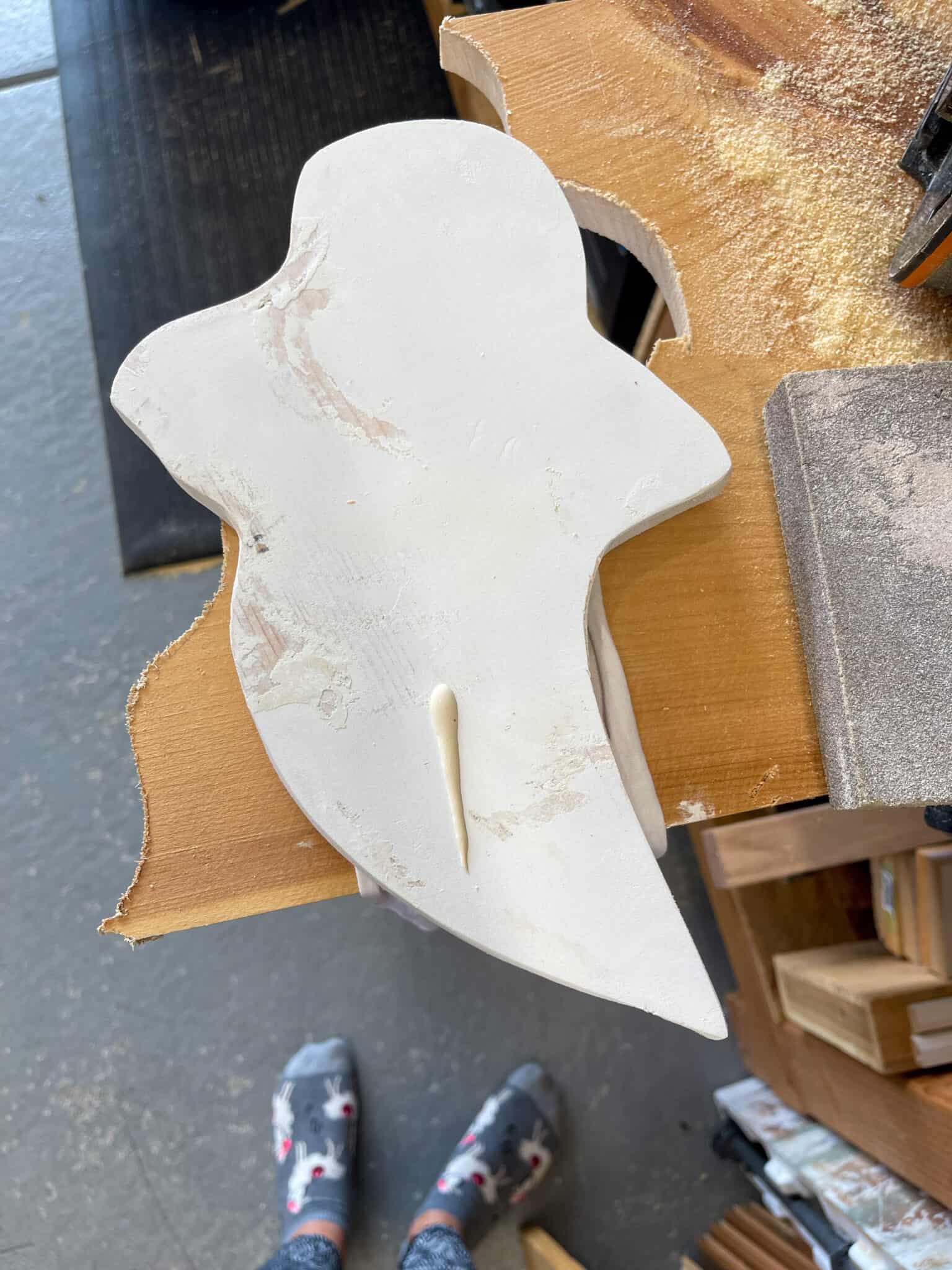 DIY Easy Wood Ghost Decor for Halloween:Free Download - Simply DIY Home